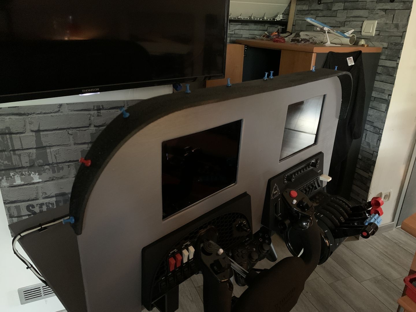 Upgrade PC et Mini-cockpit - My Cockpit 737