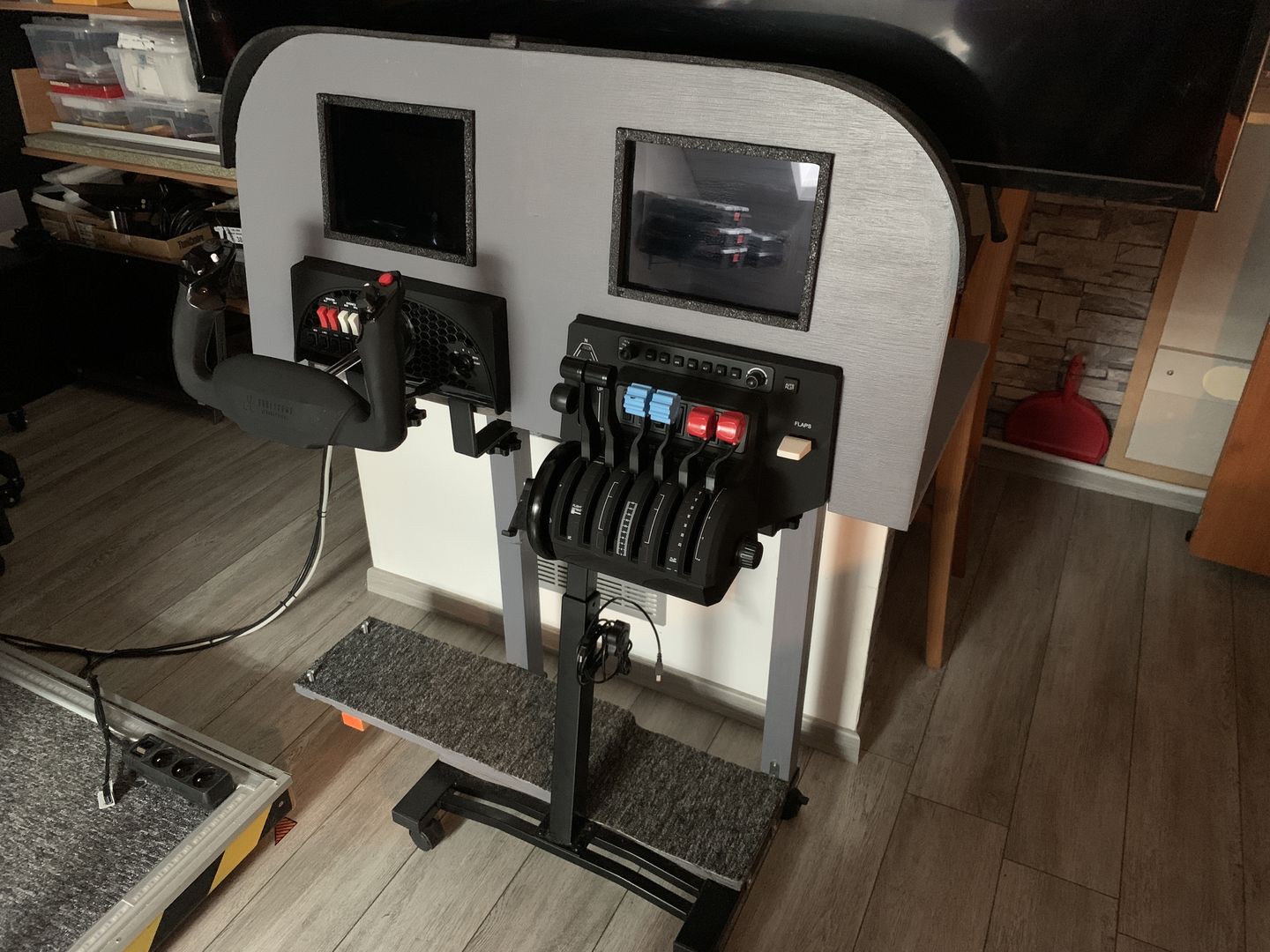 Upgrade PC et Mini-cockpit - My Cockpit 737